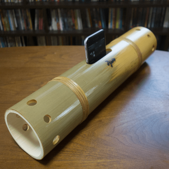 Beautiful Japanese bamboo speakers let you to listen to music without ...