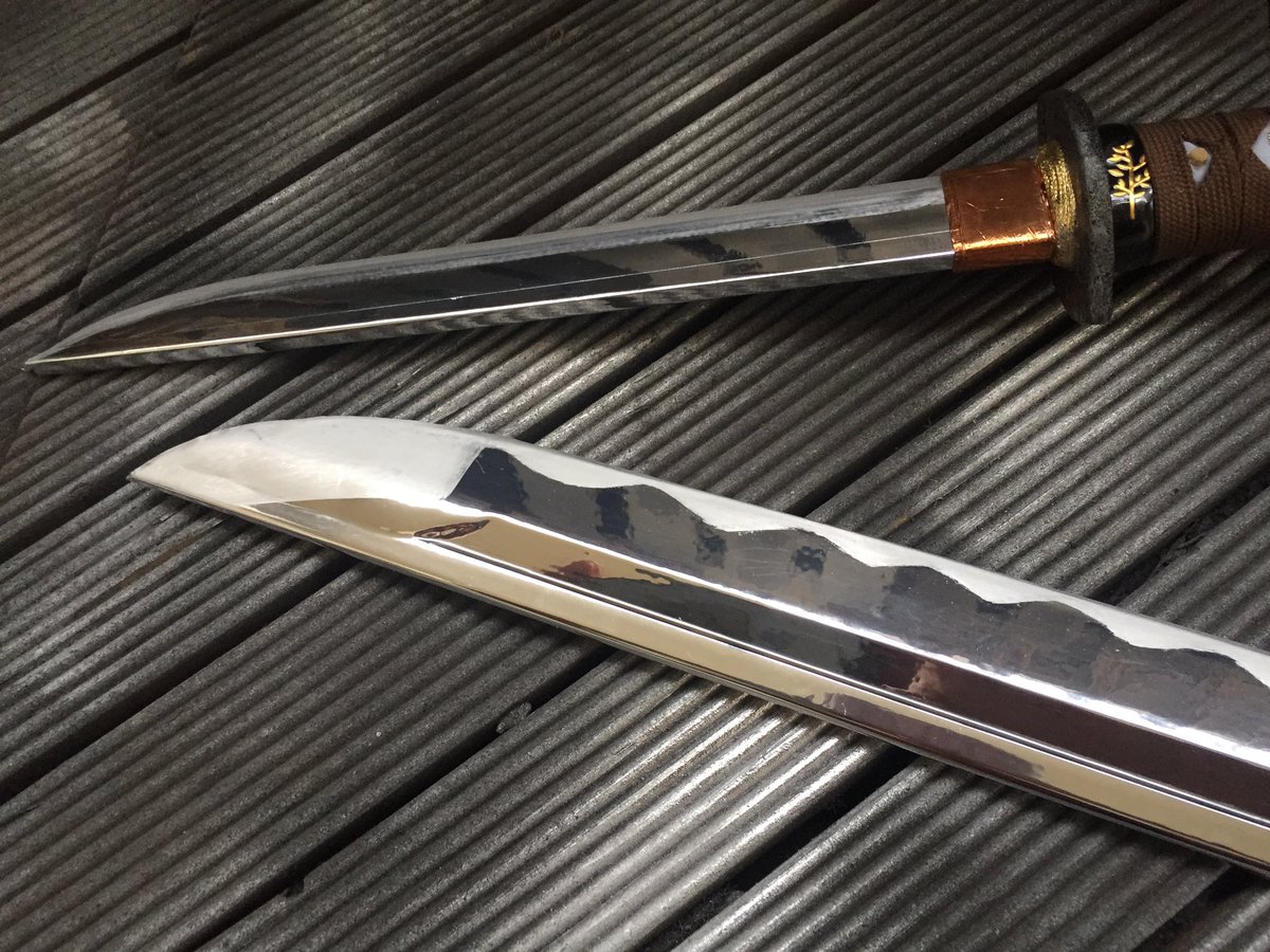 Ingenious cosplayer shows us how to make sword blades nearly two meters ...