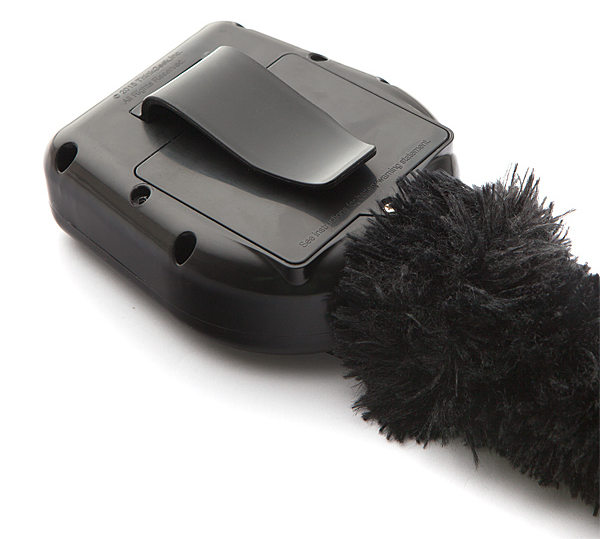 Add some feline appeal to your backside with moving clip-on cat tails ...