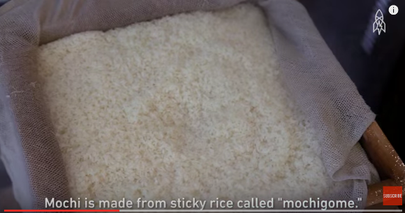 The fastest mochi maker in Japan reveals secrets of his technique【Video ...
