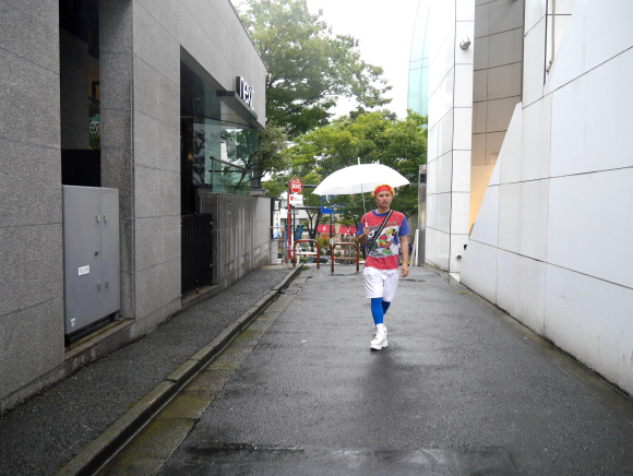 Our reporter gets a genderless makeover and turns himself into Harajuku ...