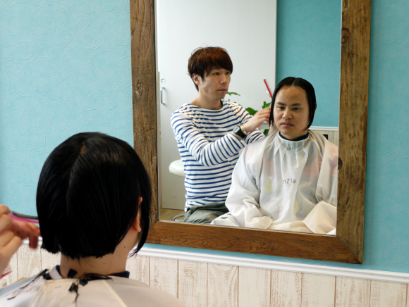 Our reporter gets a genderless makeover and turns himself into Harajuku ...