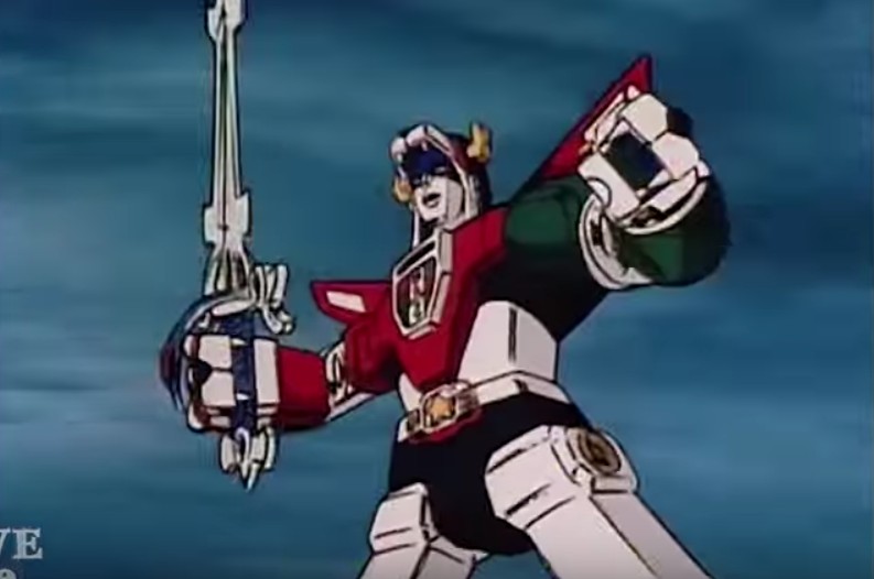 This realistic, incredibly detailed recreation of Voltron’s Flaming ...