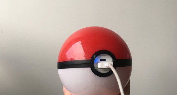 Pokémon Go players can now keep phones charged with hand-made Poké Ball ...