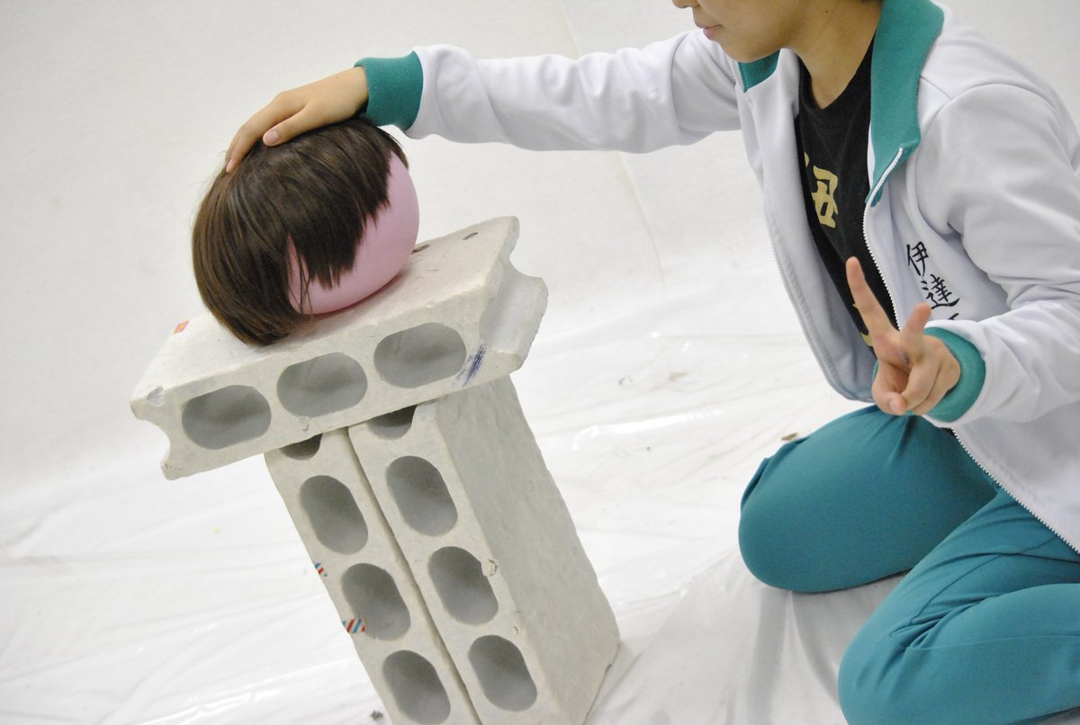 Cosplay ideals vs. reality, part 5: Props gone wild edition【Photos ...