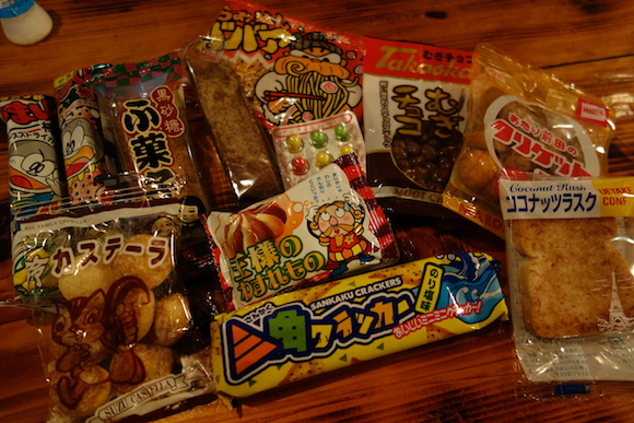 We go crazy for 500 yen all-you-can-eat sweets and snacks at Tokyo ...