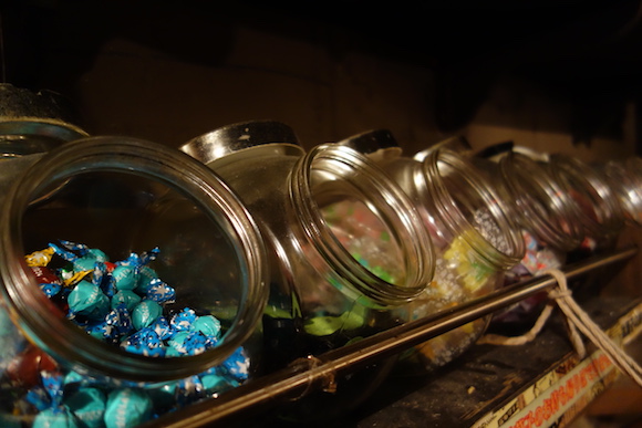 We go crazy for 500 yen all-you-can-eat sweets and snacks at Tokyo ...