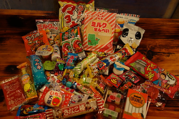 We go crazy for 500 yen all-you-can-eat sweets and snacks at Tokyo ...
