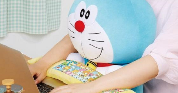 Cuddly Doraemon PC cushion looks as awesome as the time-traveling anime ...
