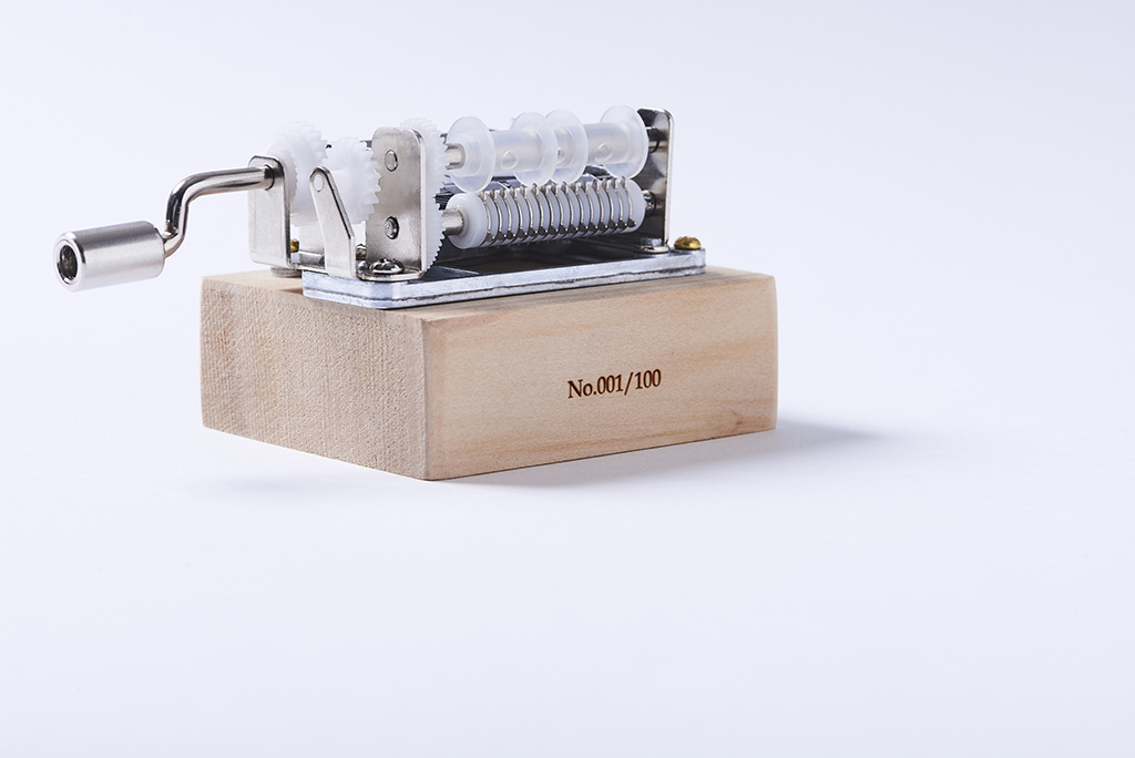 Experience I am Setsuna’s moving theme as a beautiful paper-tape music ...