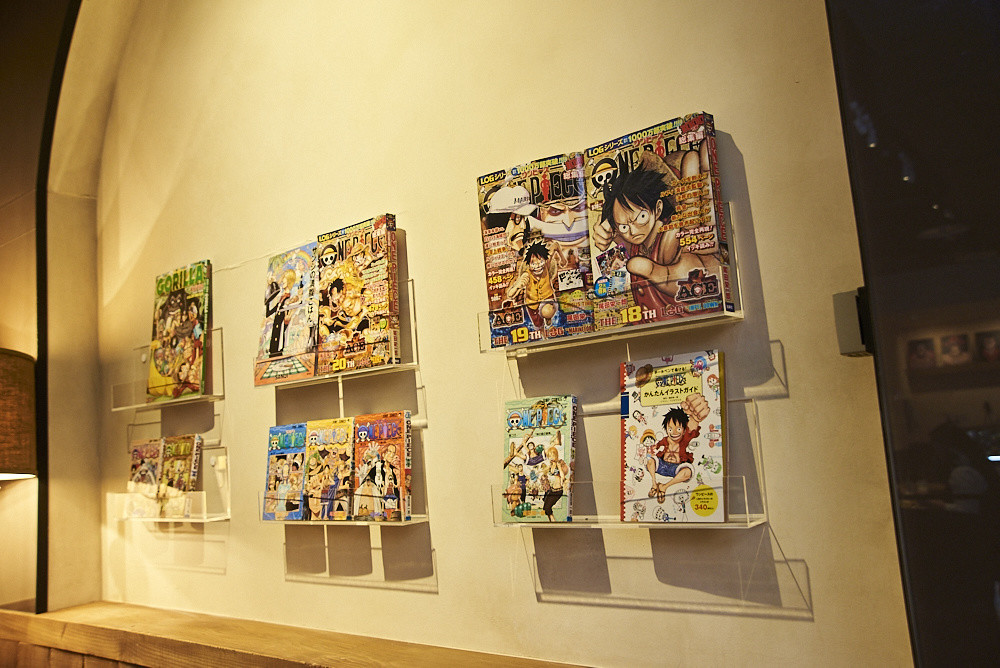 Visiting the official One Piece Library Cafe【Photo Report】 | SoraNews24 ...