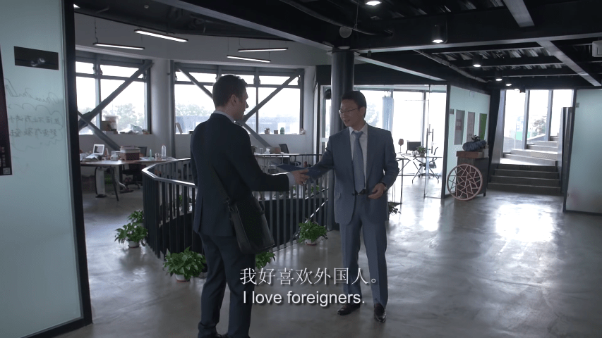 Video shows seven hilarious differences between Chinese bosses and ...