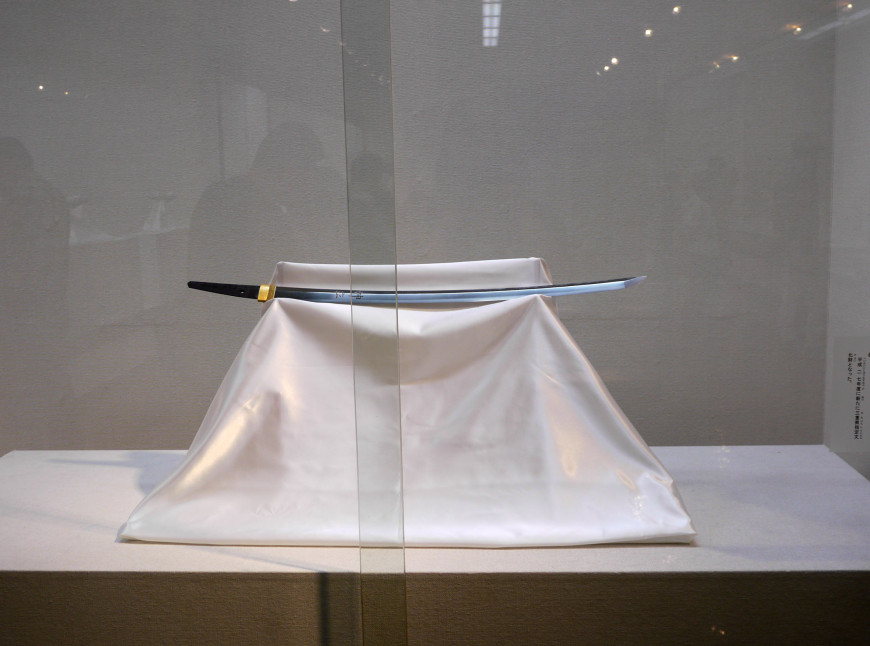 Amazing exhibition of Japan’s legendary “cursed katana” is going on ...