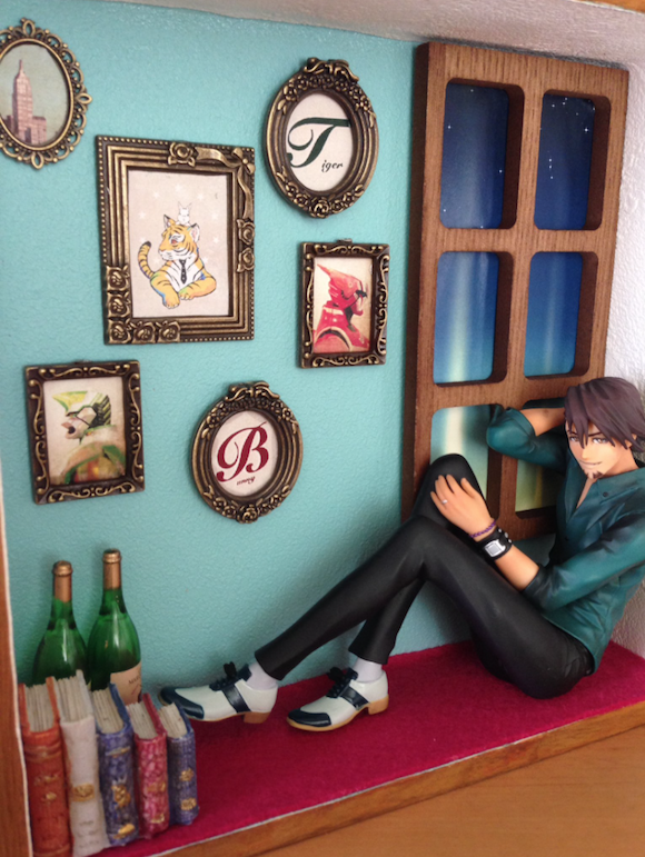 Life hack from Japan unveils a clever way to display anime figurines ...
