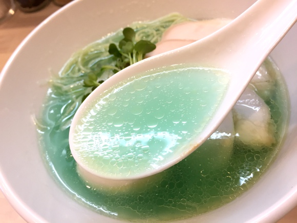 Tokyo restaurant serves up unusual ramen with blue chicken broth ...