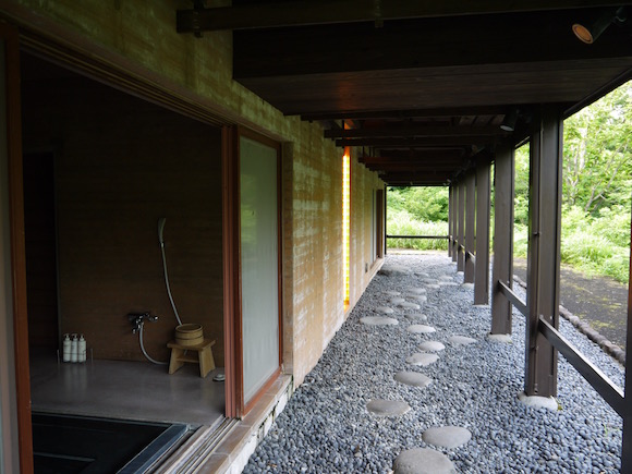 We visit the breathtaking “House of Light” in the Japanese countryside ...