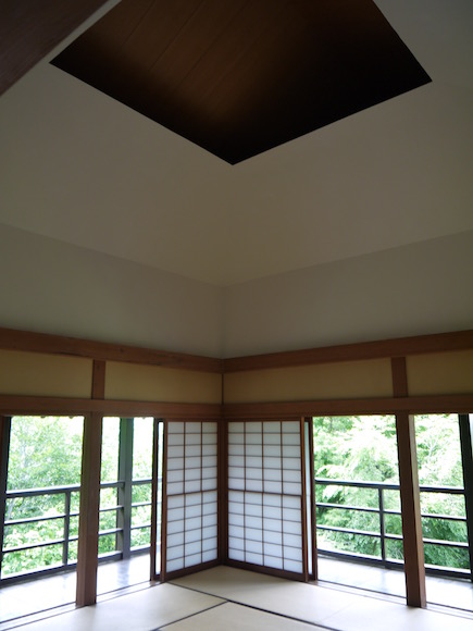 We visit the breathtaking “House of Light” in the Japanese countryside ...