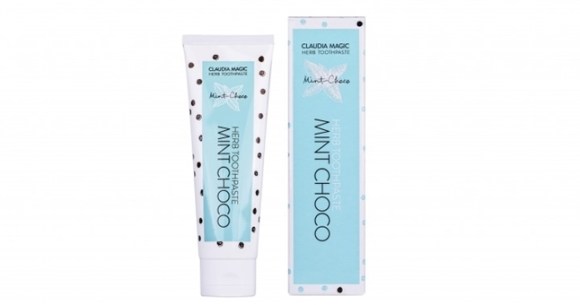 Spice up your dental hygiene — with mint chocolate flavored toothpaste ...