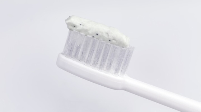 Spice up your dental hygiene — with mint chocolate flavored toothpaste ...