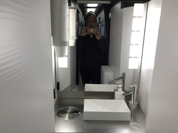 Japan’s new luxury overnight bus is the conveniently classy way to get ...