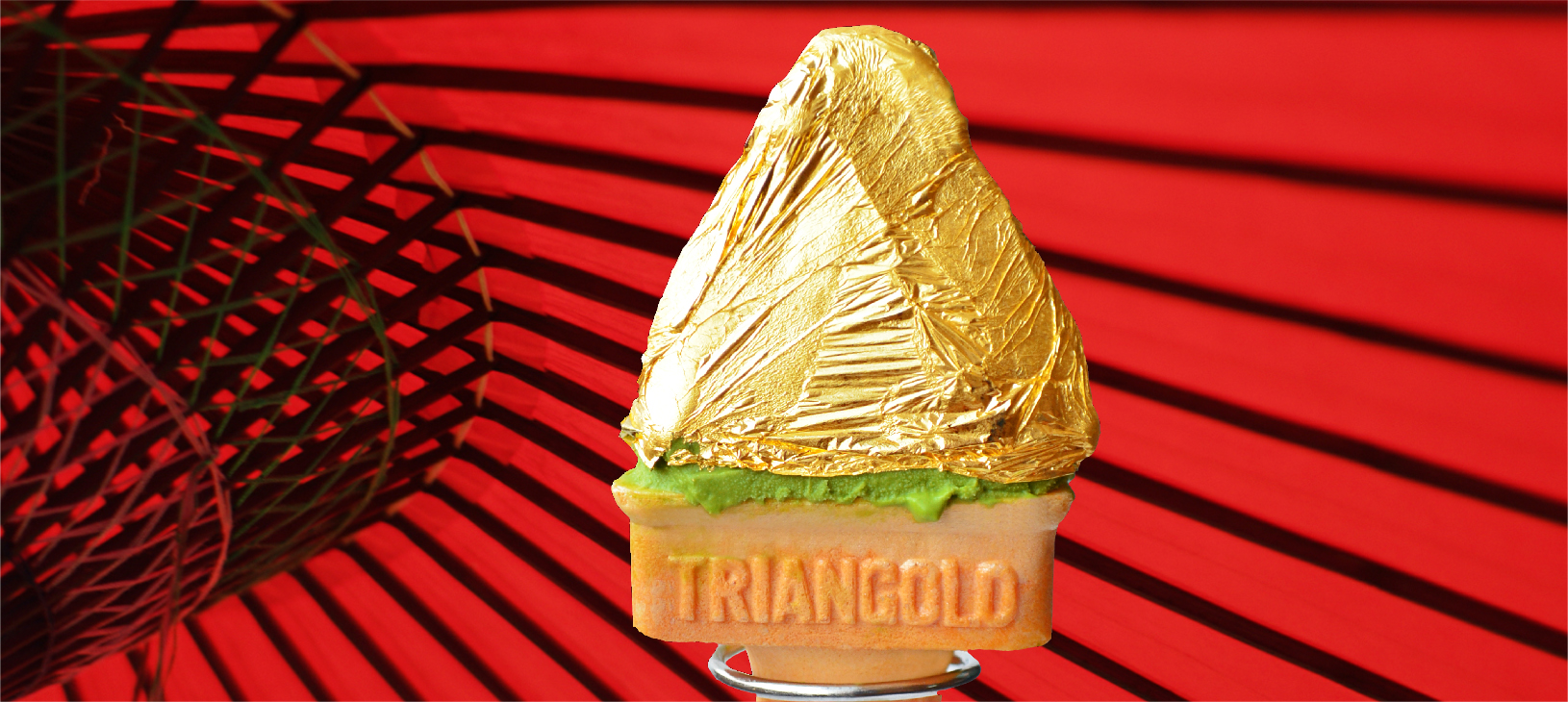 Japanese tea house creates gold-leaf covered matcha green tea gelato ...