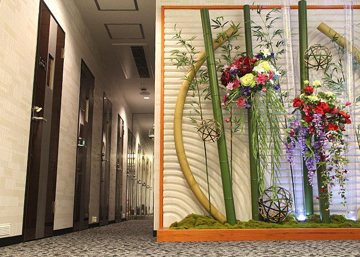 Japanese Internet cafe chain evolves into Internet hotel great for ...