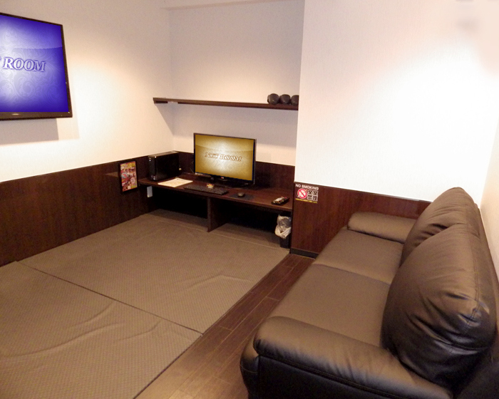 Japanese Internet cafe chain evolves into Internet hotel great for ...