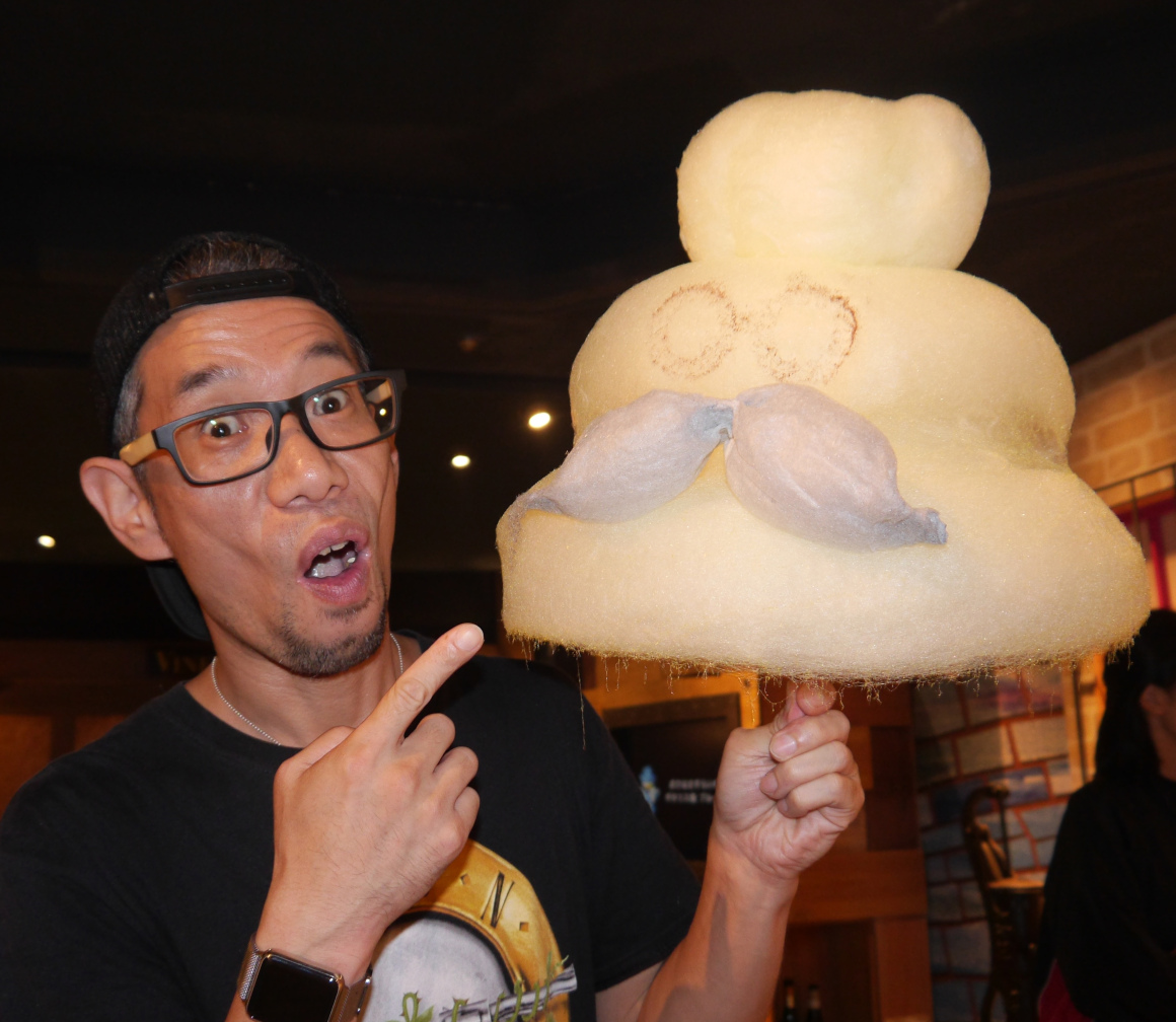 “Poop Kanji Town” opens in Tokyo with excrement-shaped items on the ...