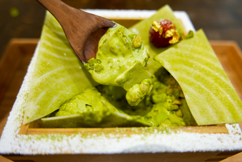 Matcha parfait looks like a Japanese zen garden, hides a treasure trove ...
