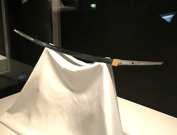 Legendary crescent moon katana, one of Japan’s Five Swords Under Heaven ...