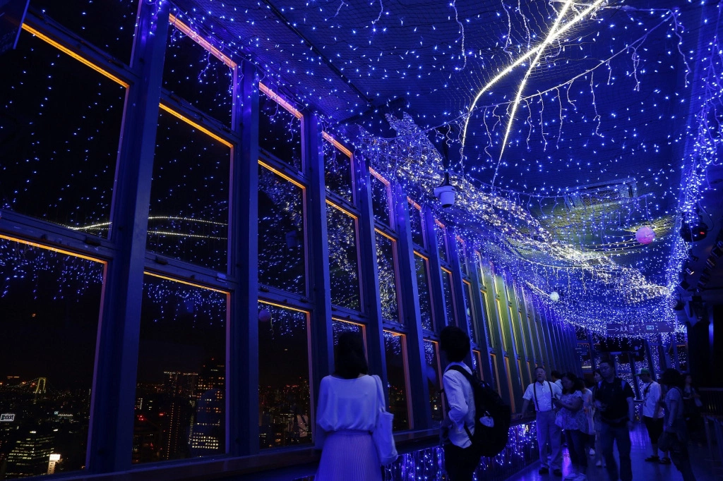 Tokyo Tower is bathed in beautiful blue for Milky Way Illumination and ...