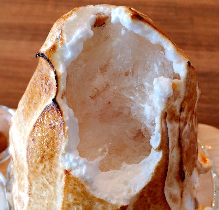 Japanese cafe tops its shaved ice with fire for an impossibly delicious ...