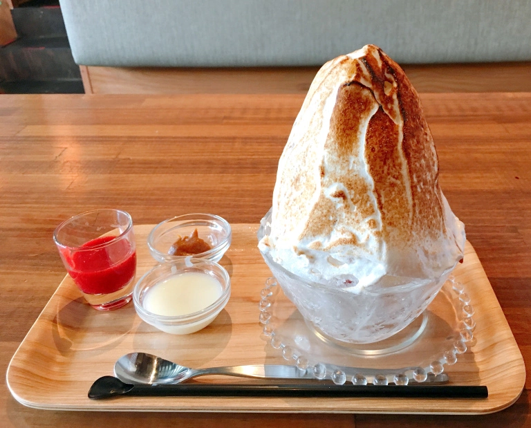 Japanese cafe tops its shaved ice with fire for an impossibly delicious ...