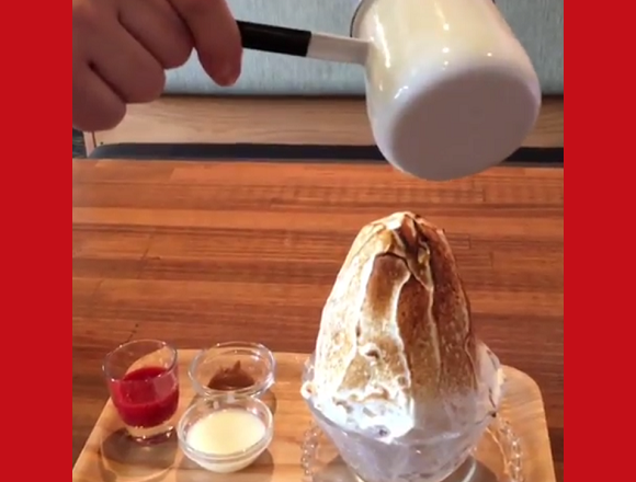 Japanese cafe tops its shaved ice with fire for an impossibly delicious ...