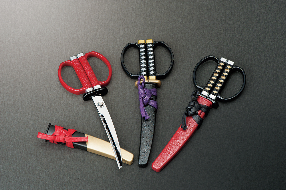 Katana of four of Japan’s greatest samurai turned into gorgeous ...