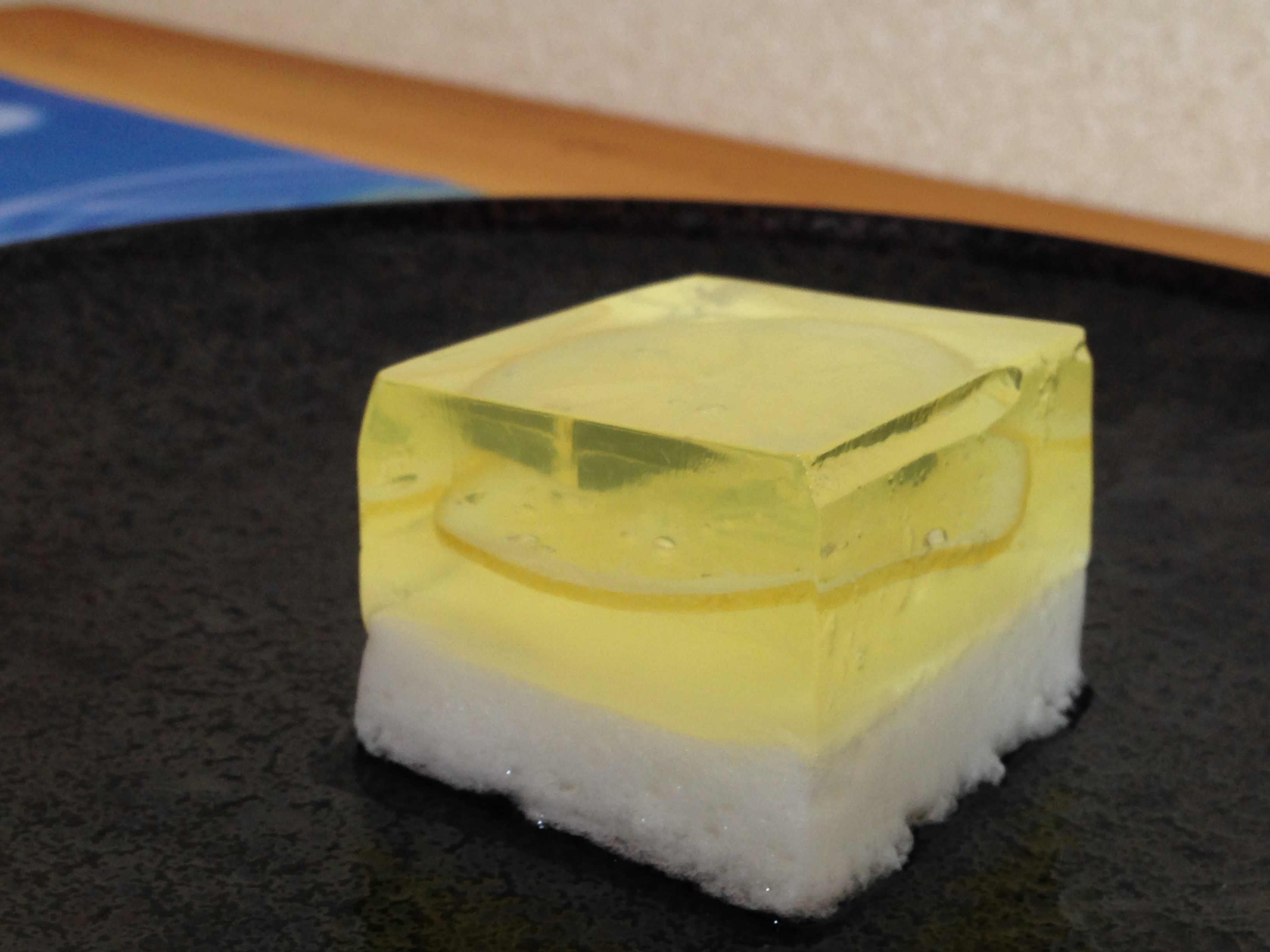 Beautiful Japanese dessert looks like cube of crystal-blue water, only ...