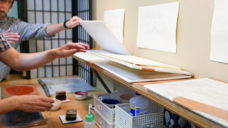 Ukiyoe Heroes woodblock printmaker shares secrets of the trade with fun ...