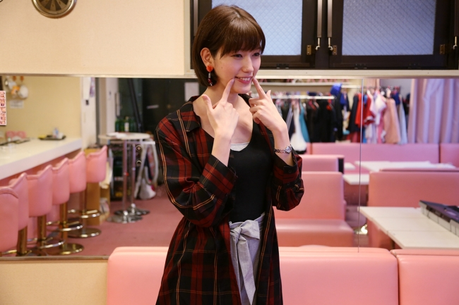 Tokyo school teaches cross-dressing men, transgender individuals to ...