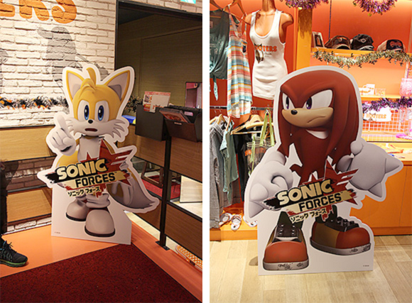 Sonic the Hedgehog goes to Hooters in Japan to celebrate the release of ...