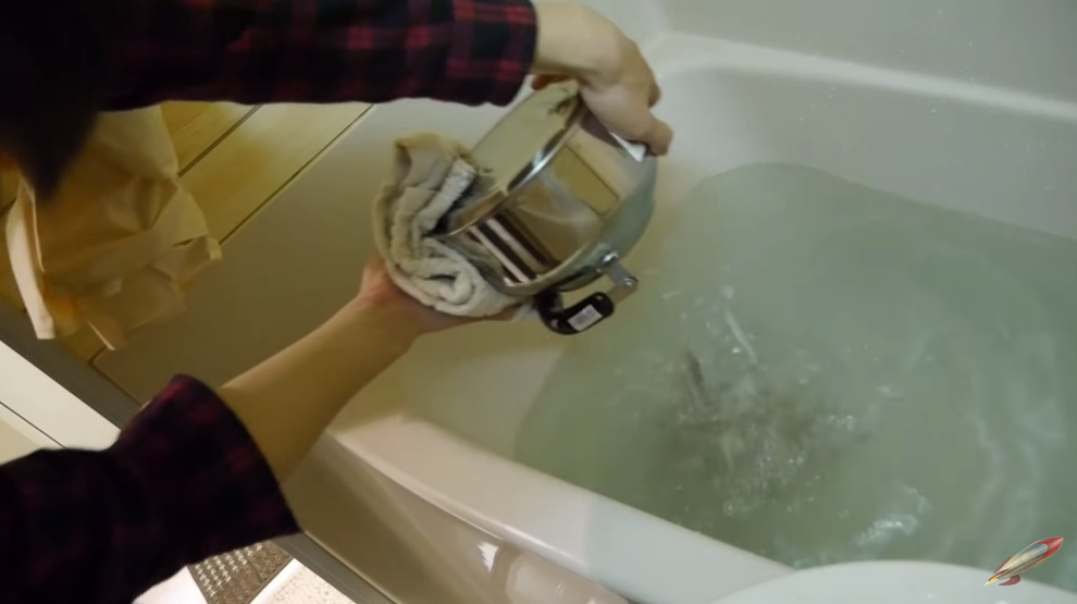 How to make your own KFC bath without Japan’s official Kentucky Fried ...