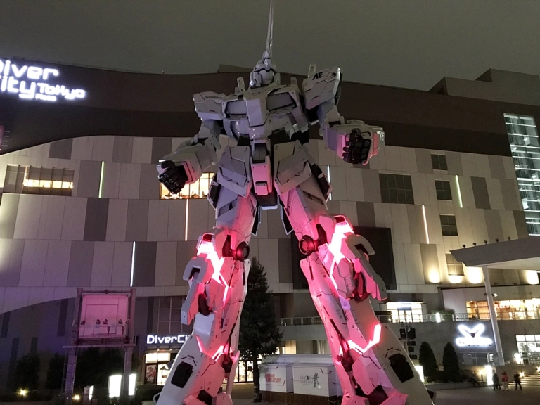 Gundams take over interior of Tokyo shopping mall that already has a ...