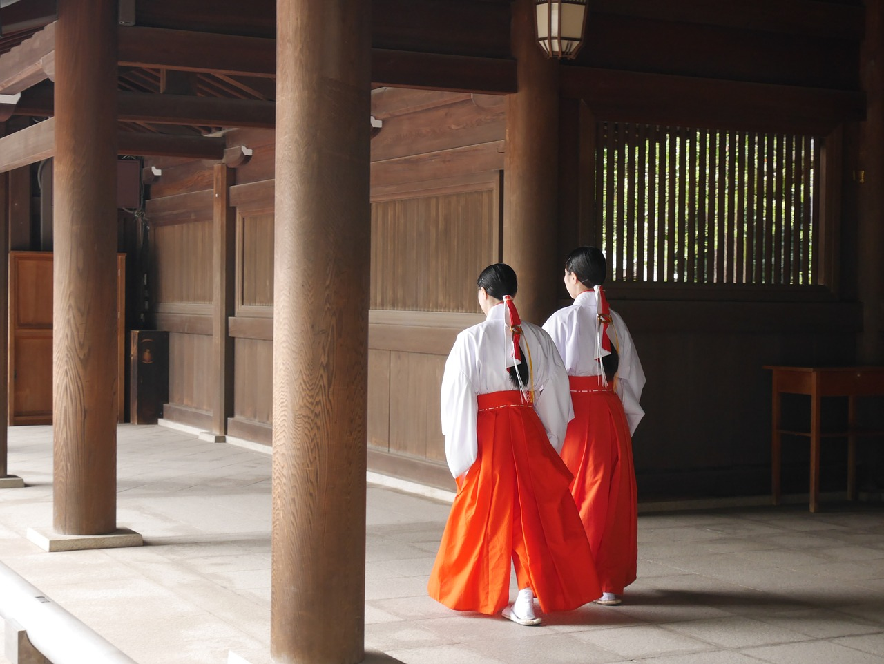Feel what it’s like to be a Shinto shrine maiden with shrine’s ...