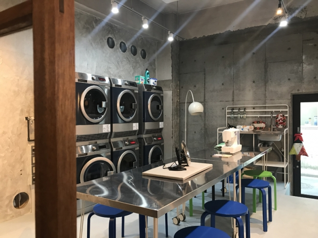 Tokyo’s stylish laundromat cafes are worth a visit even if your clothes ...