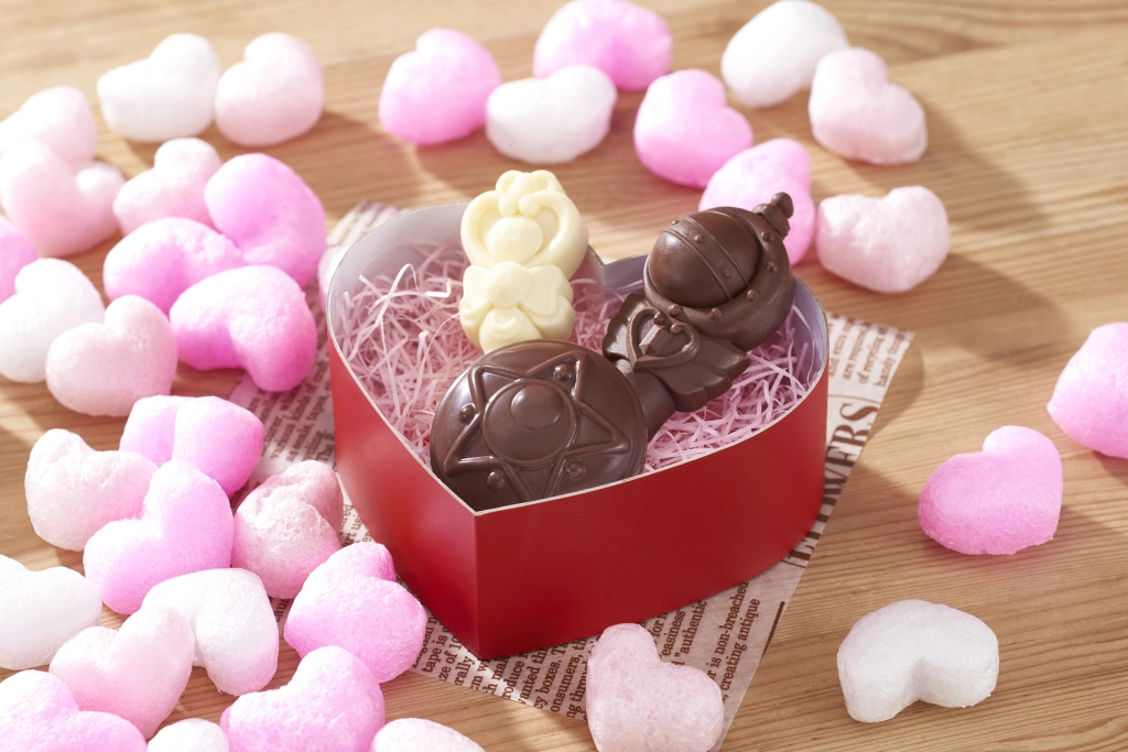 Sailor Moon chocolates look amazing and are super-easy to make yourself ...