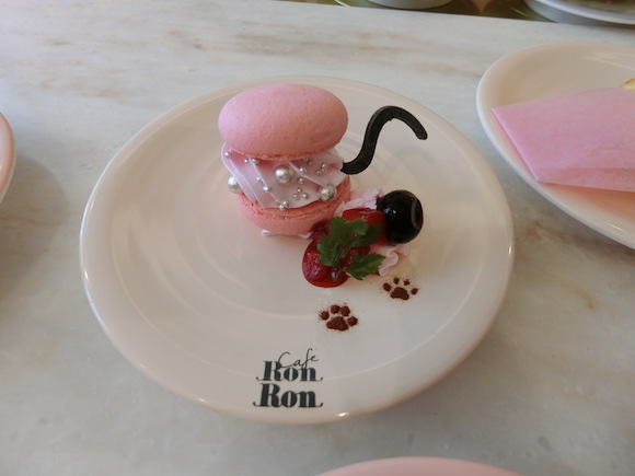 New Cafe Ron Ron in Harajuku offers colorful all-you-can-eat conveyor ...