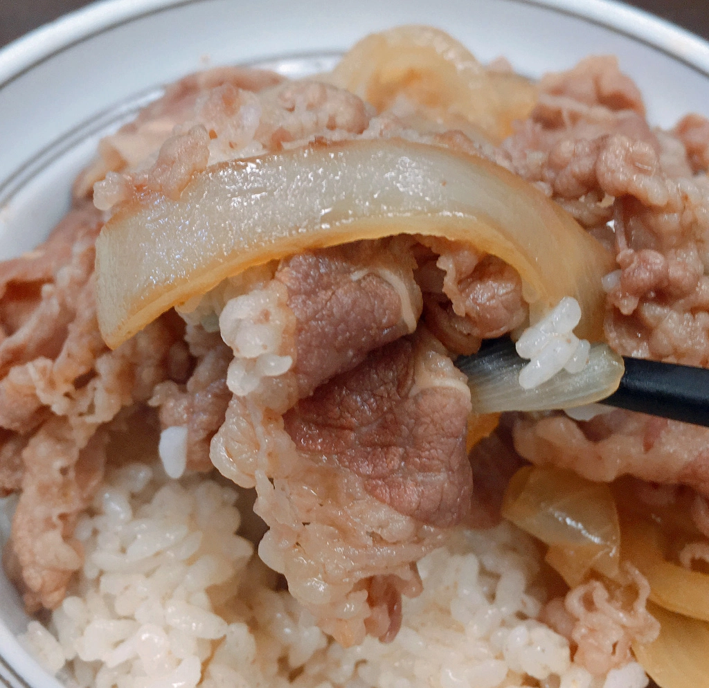 A visit to the oldest Yoshinoya chain in Japan for one last beef bowl ...