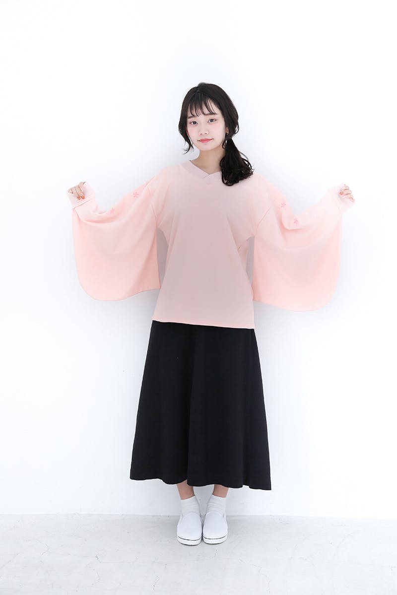 New Japanese furisode kimono sweaters combine traditional fashion with ...