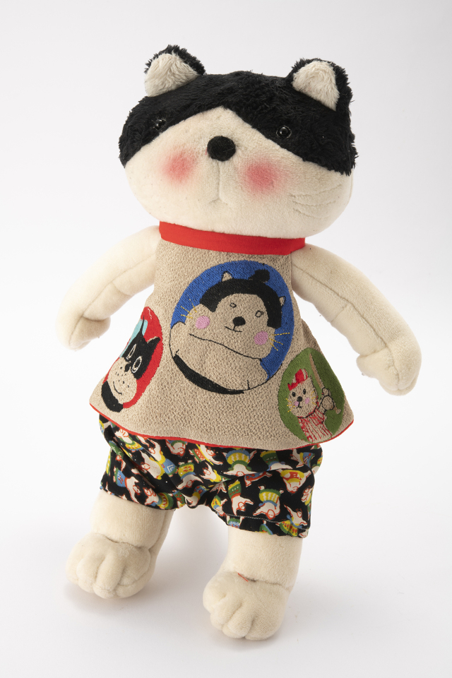 Tokyo hotel hosts cat exhibit with over 3,000 cat-related art pieces ...