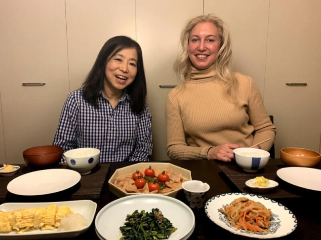 These in-home cooking classes match foreign travelers with Japanese ...