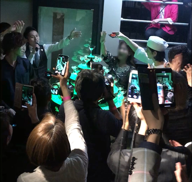 Handsome host sushi bar opens in Tokyo with 14-year host veteran ...
